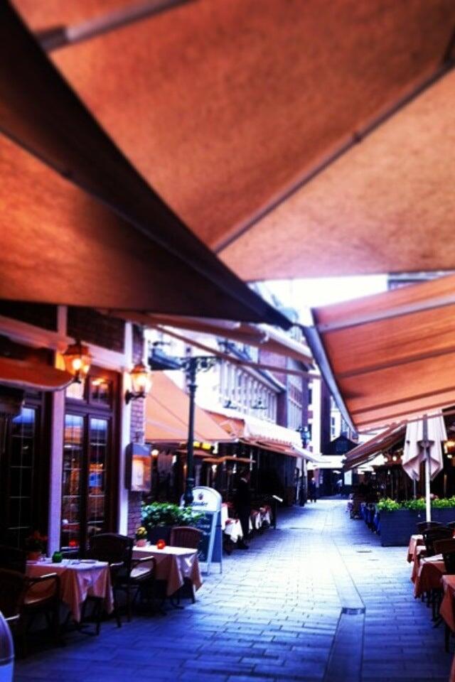 Die Längste Theke der Welt - Nextdoor