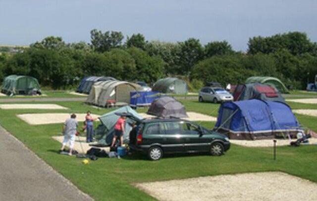 Centenary Way Camping & Caravan Park - Filey - Nextdoor