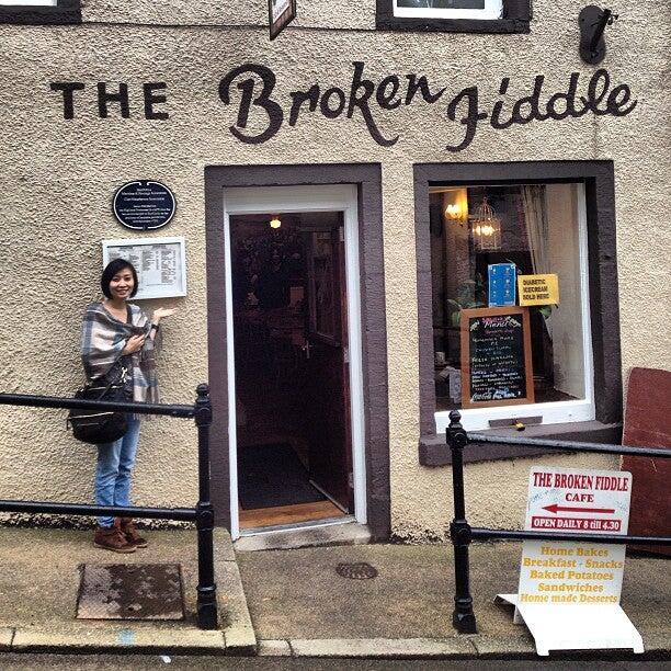 The Broken Fiddle - Banff - Nextdoor
