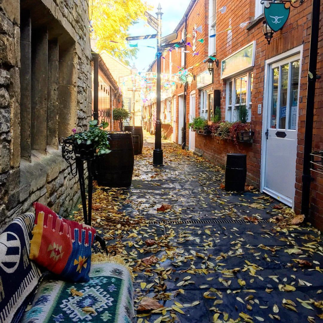 Rainbows End Cafe - Glastonbury - Nextdoor
