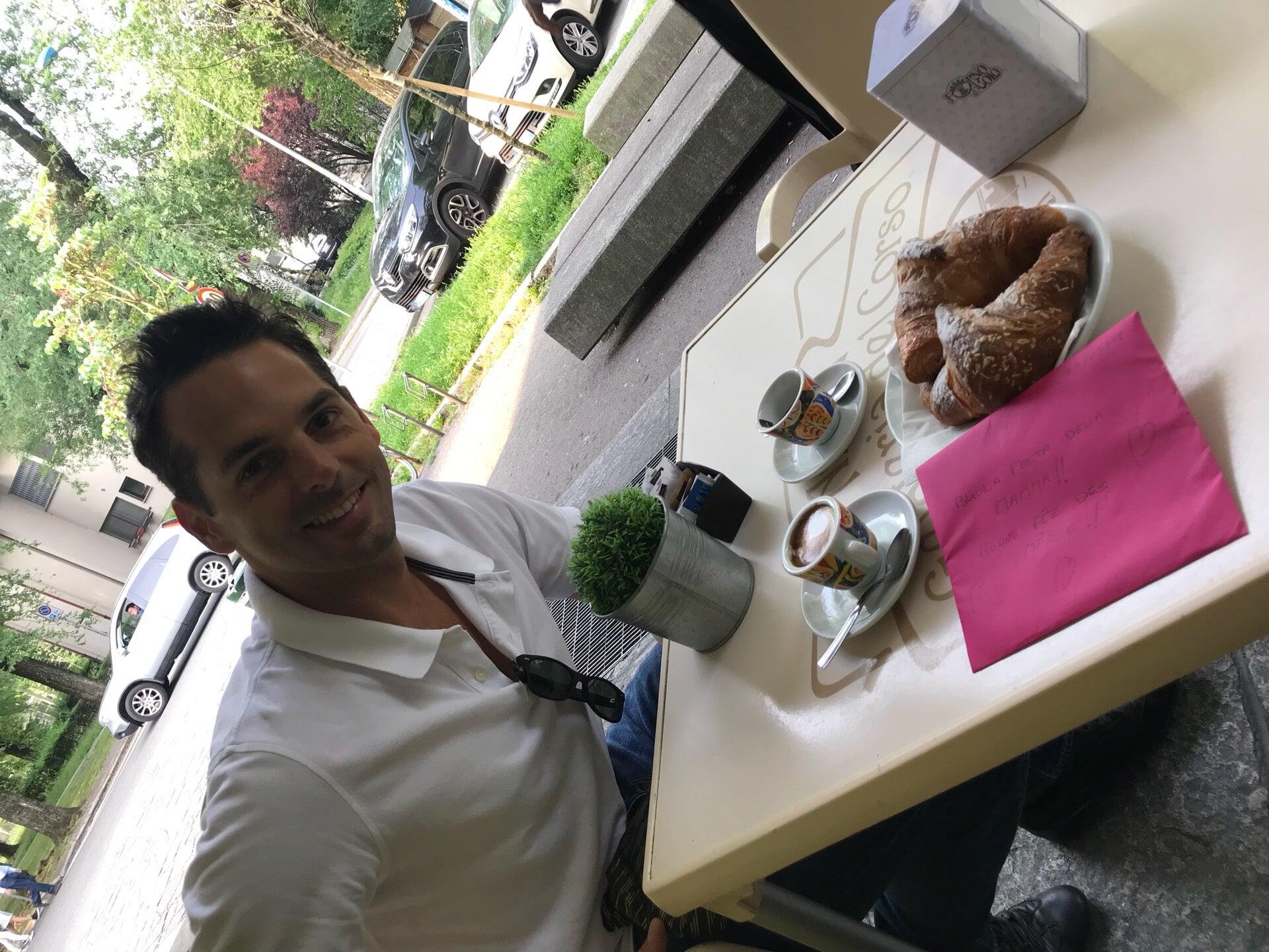 Bar Azalea - Nextdoor