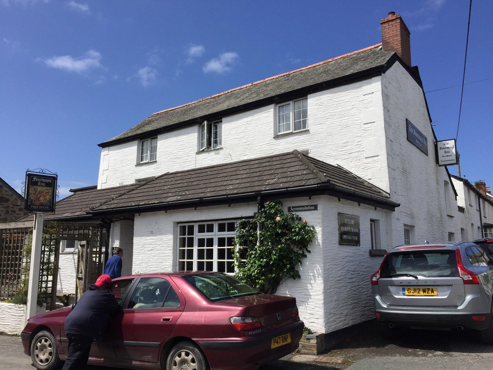 The Fourways Inn - St. Minver - Nextdoor