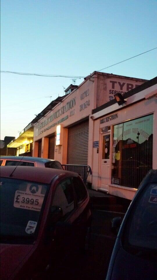 White Hart Service Station - Hawkwell - Nextdoor