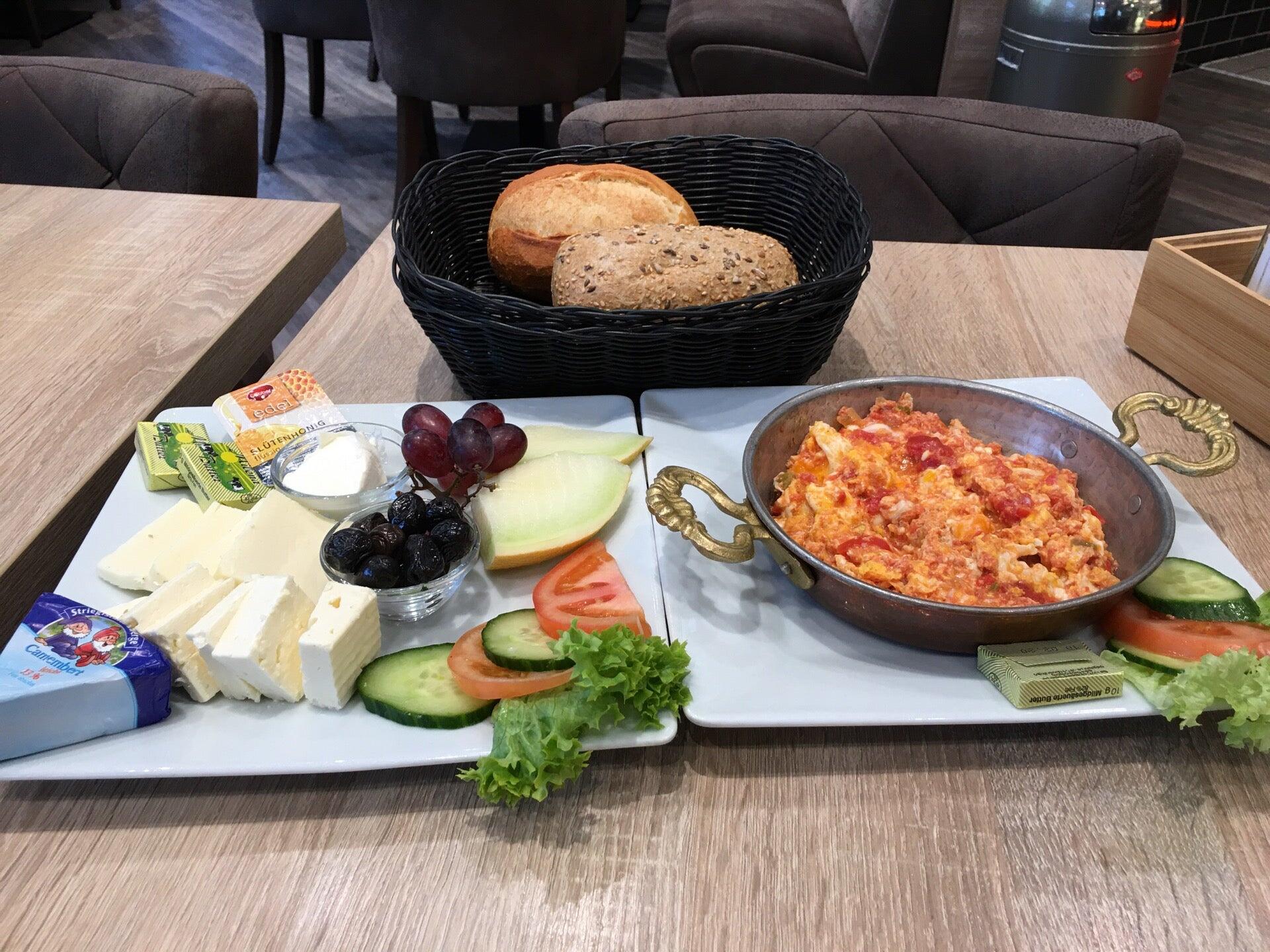 Corner Back - Nextdoor