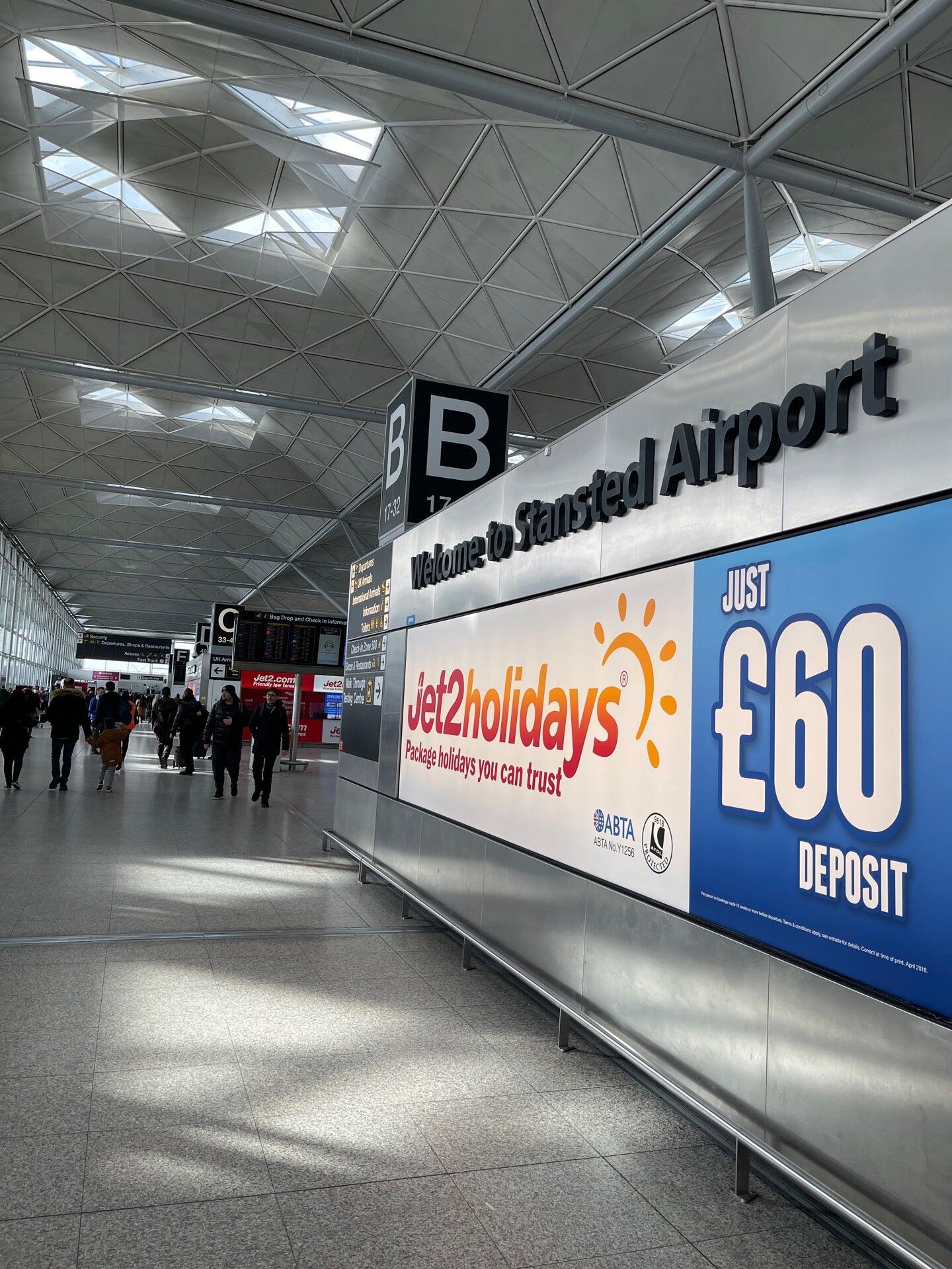 Stansted Airport railway station - Takeley - Nextdoor