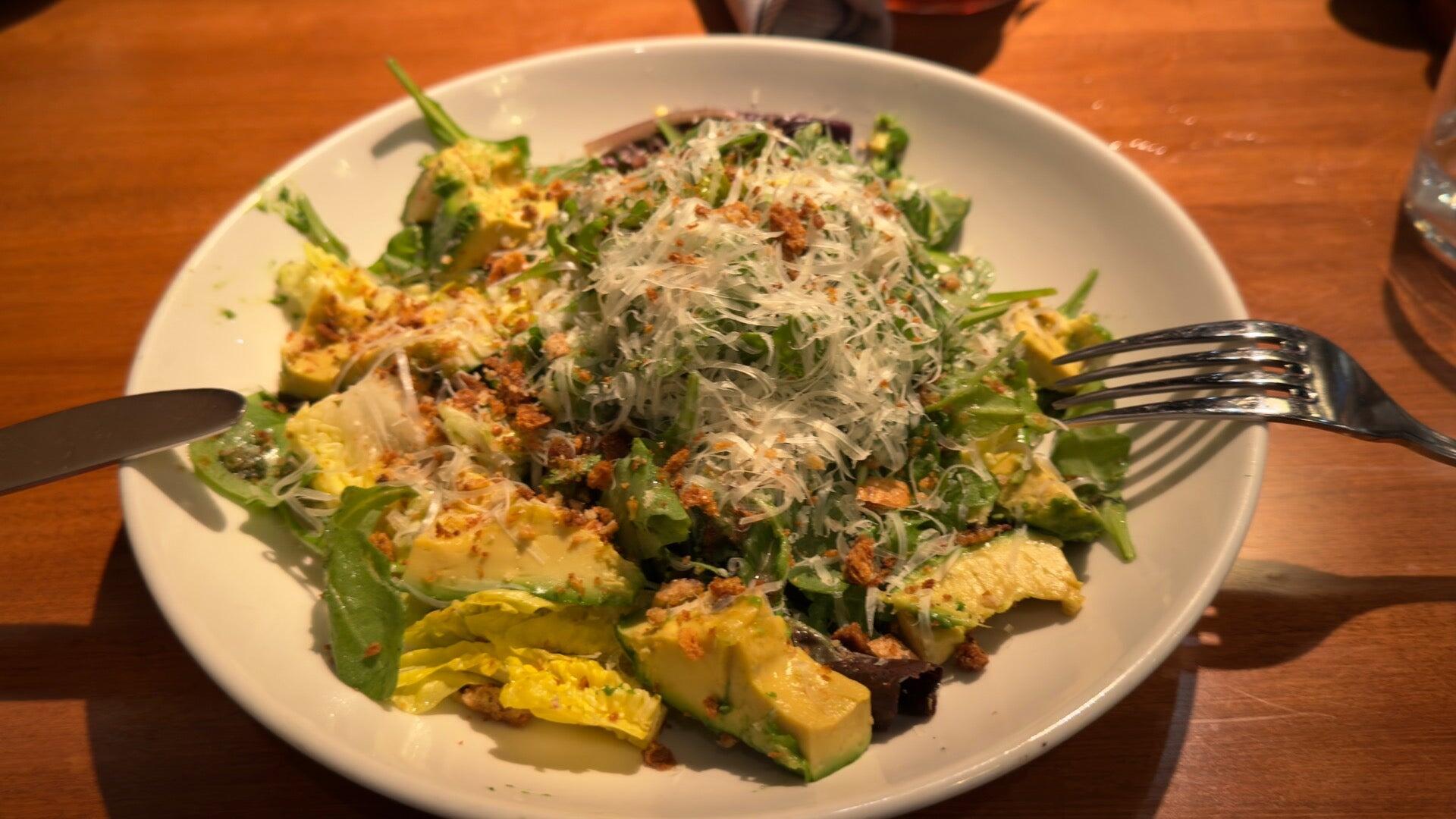 Beatrix - Chicago, IL - Nextdoor