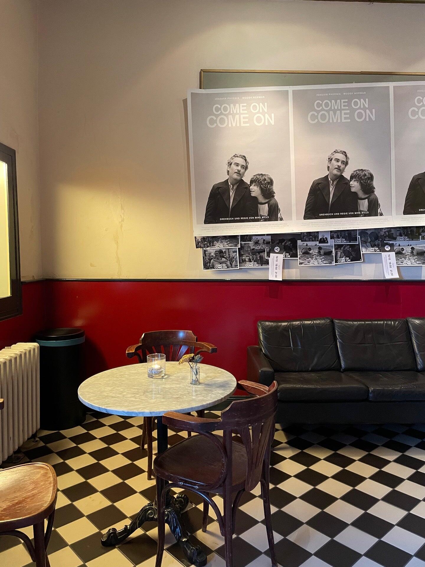 Neues Off Kino Nextdoor