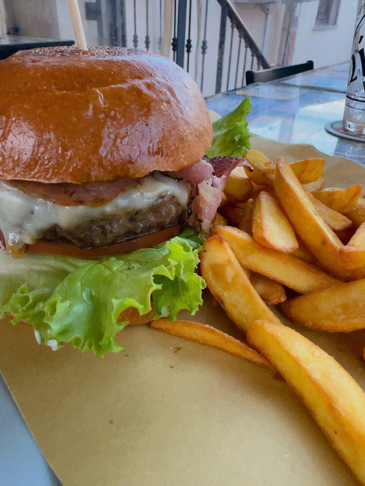 L'Ambrata Italian Pub - Nextdoor