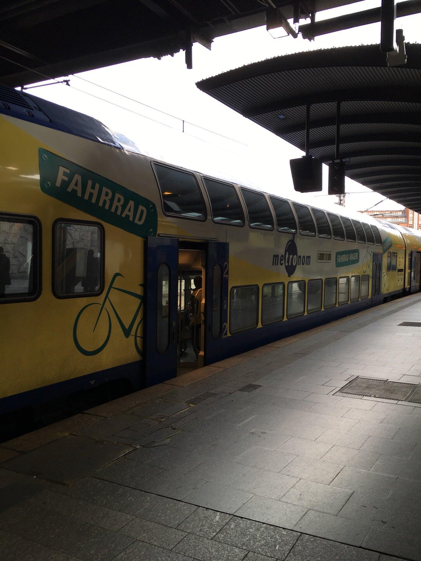 Bahnhof - Hamburg Hbf - Nextdoor