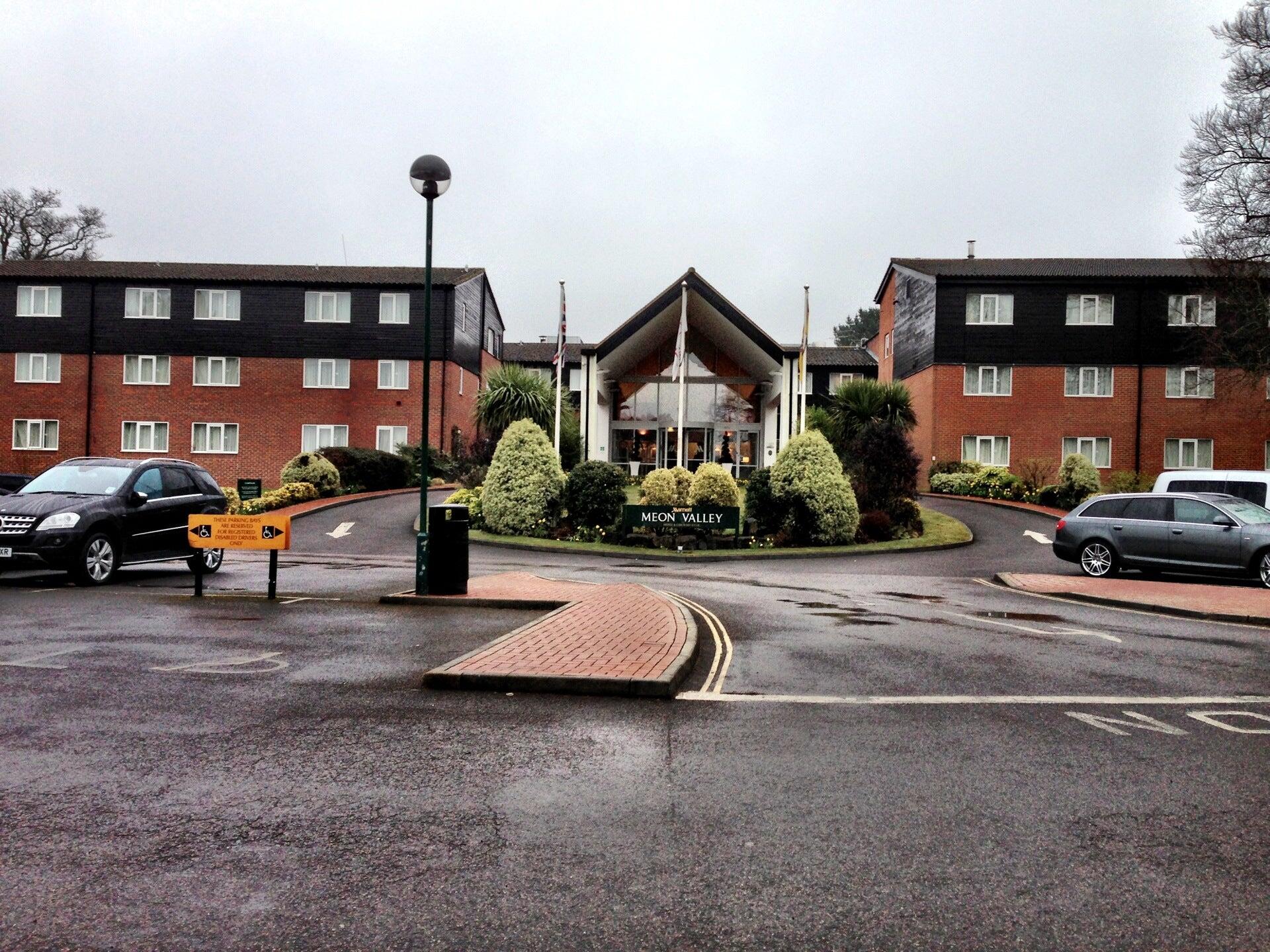 Meon Valley Marriott Hotel & Country Club - Shedfield - Nextdoor