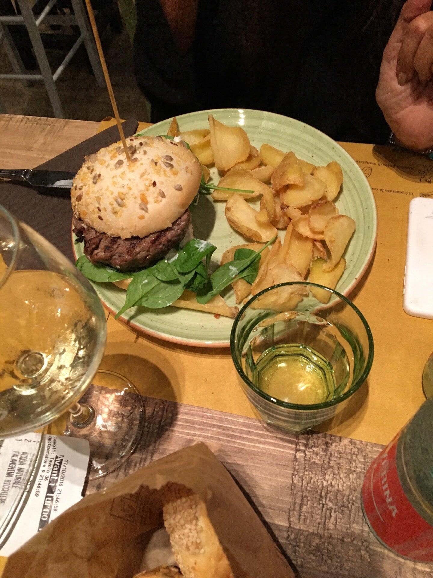 Pane & Trita - Nextdoor