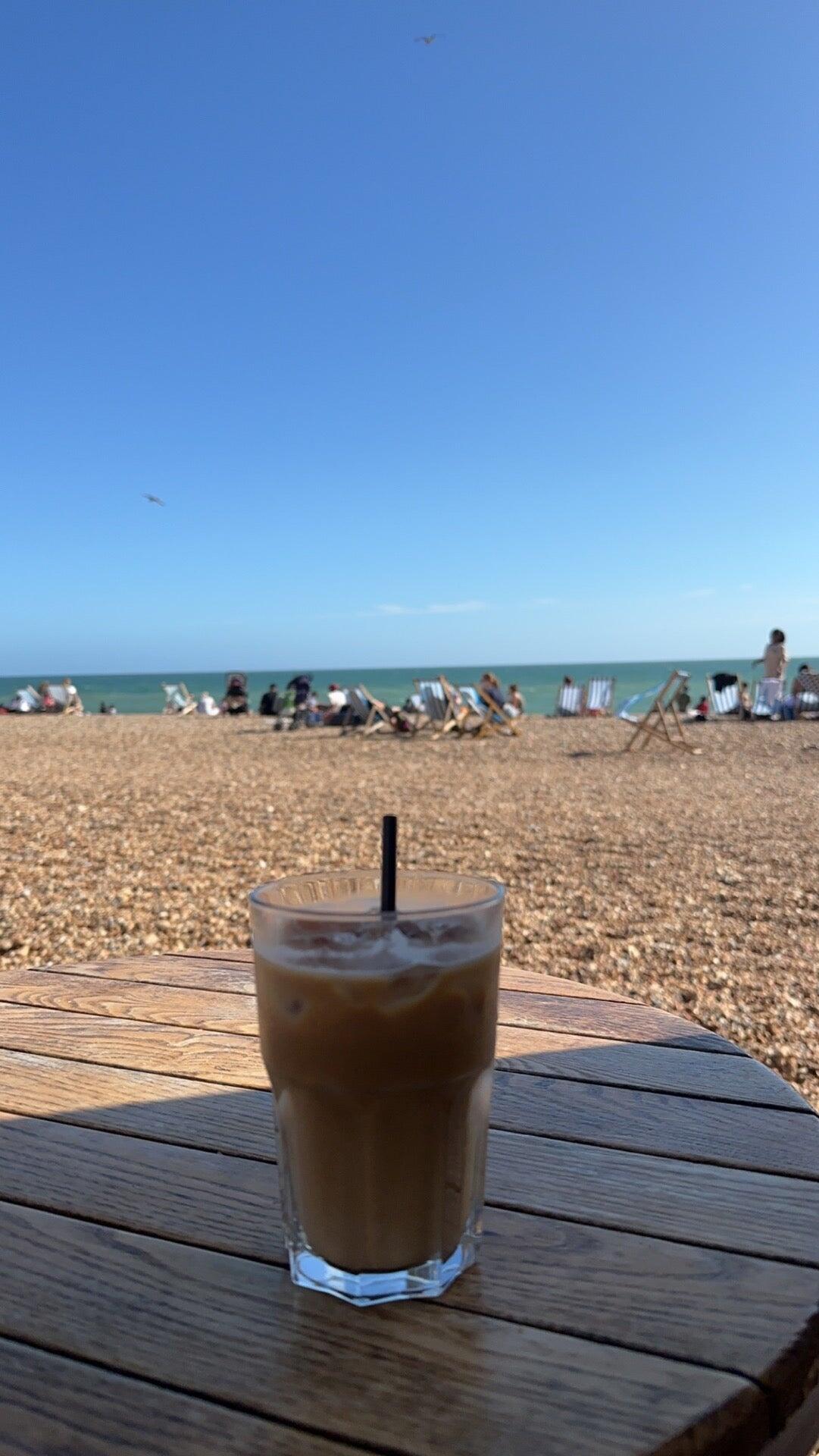Lucky Beach - Brighton - Nextdoor