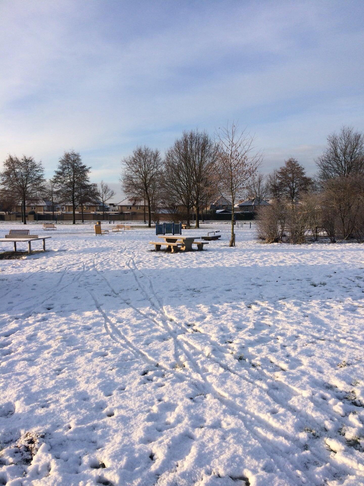 Sigarenmagazijn 't Hoekje - Tiel, Gelderland - Nextdoor