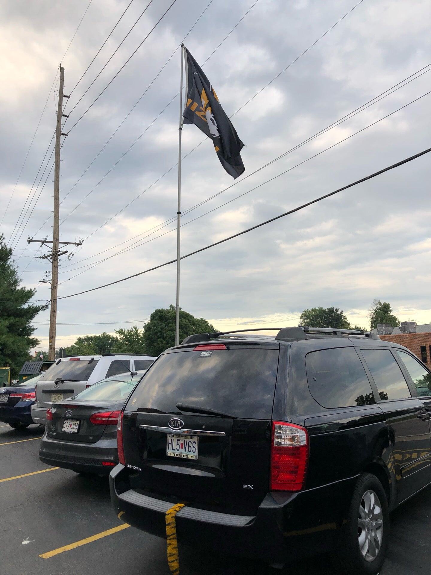 Fergie's Bar & Restaurant - Nextdoor