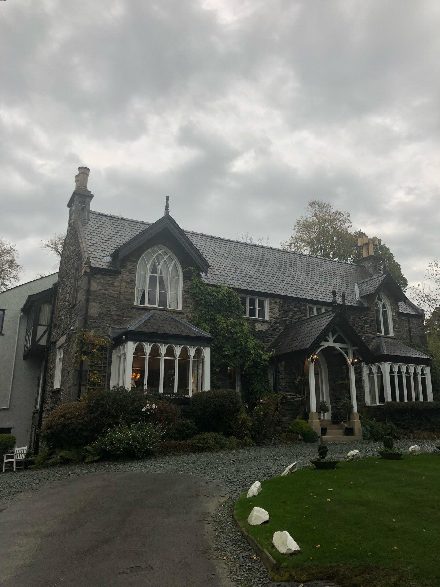 Cedar Manor Hotel & Restaurant - Windermere - Nextdoor