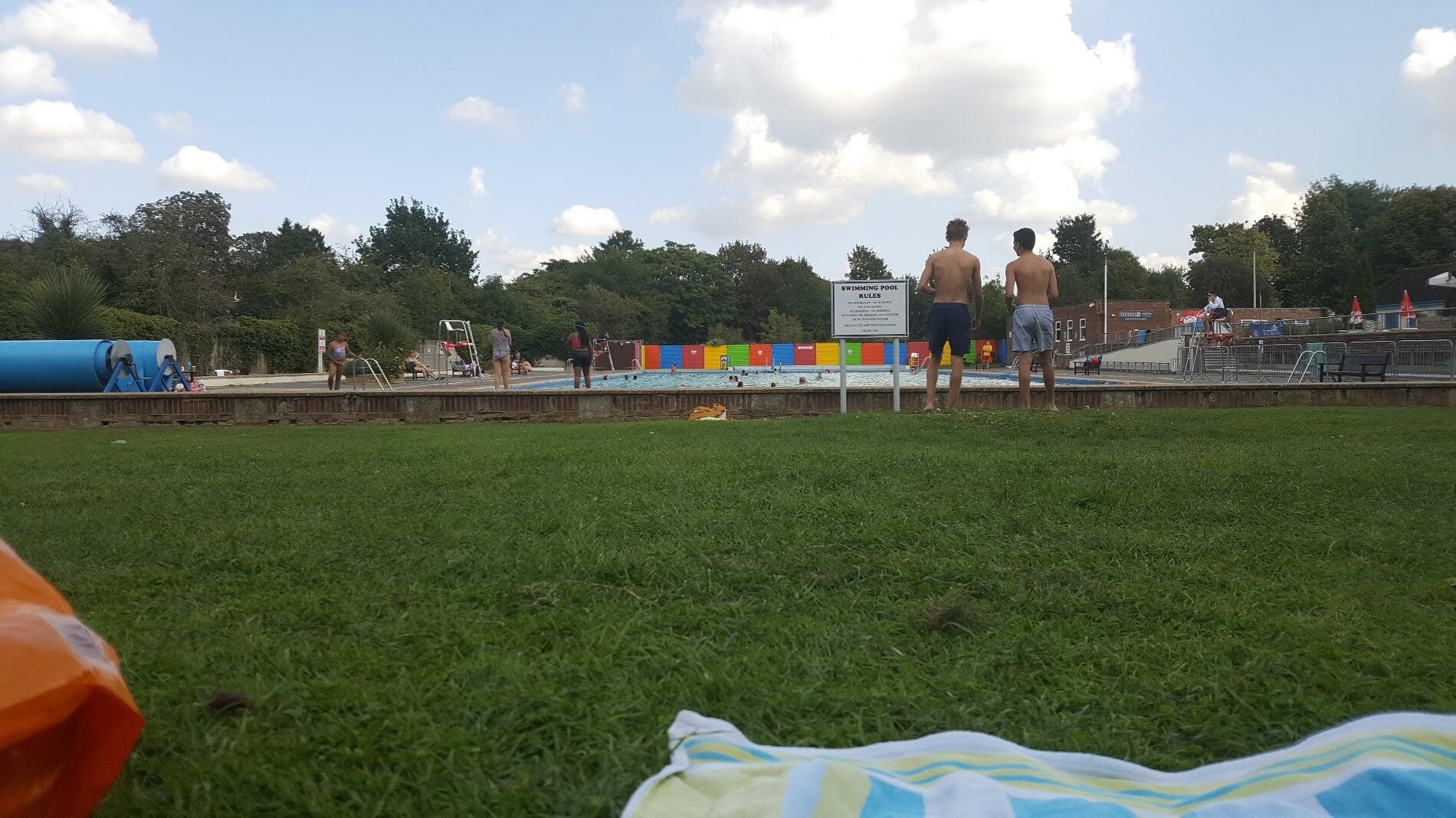 Letchworth Outdoor Pool - Letchworth - Nextdoor
