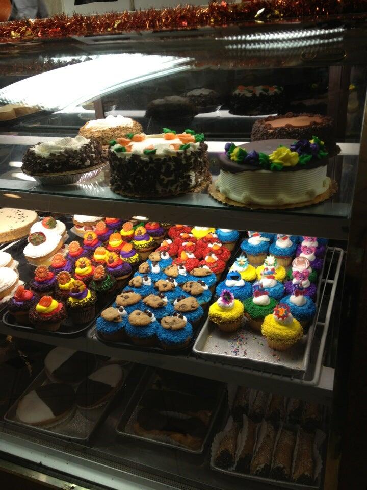 Country Club Diner - Philadelphia, PA - Nextdoor