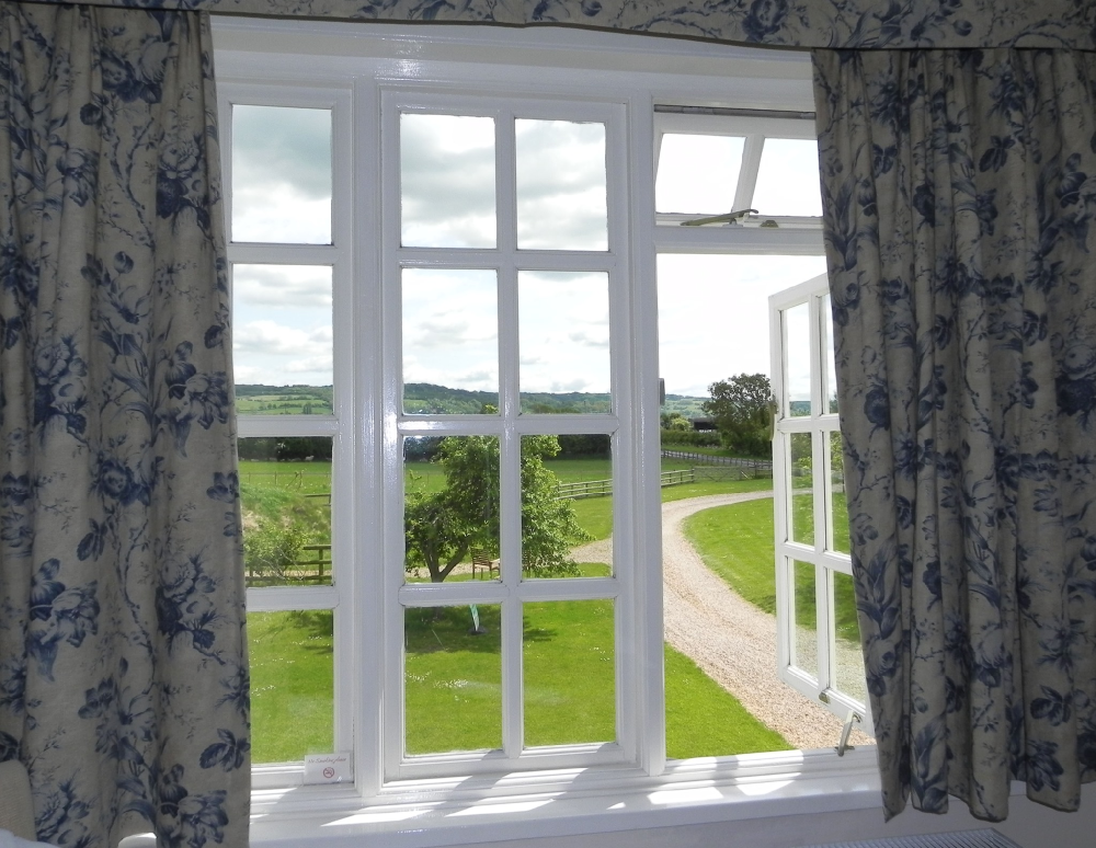 Lowerfield Farm - Evesham - Nextdoor