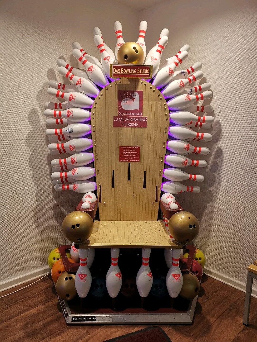 Das Bowling Studio - Nextdoor