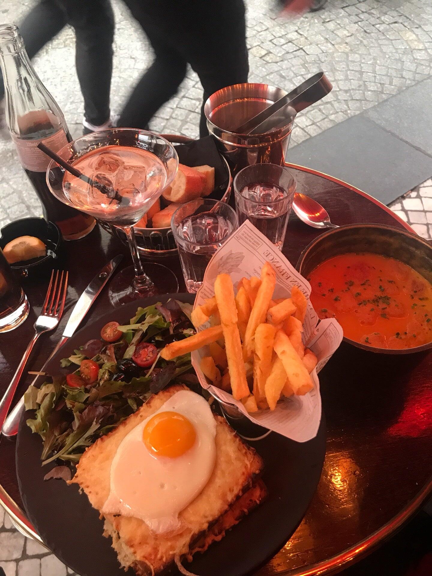 Café Montorgueil - Paris - Nextdoor