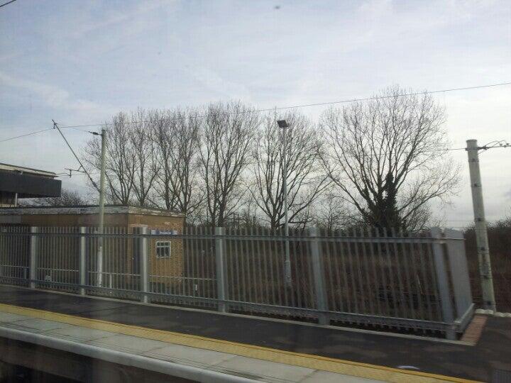 Broxbourne Railway Station - Broxbourne - Nextdoor