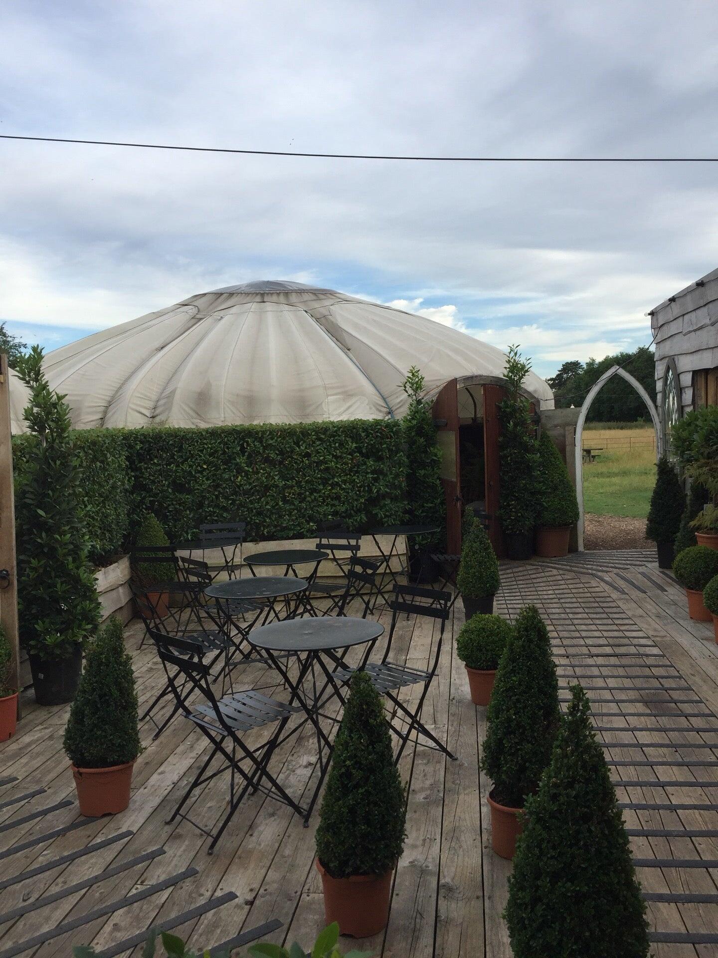 Jolly Nice - Frampton Mansell - Nextdoor