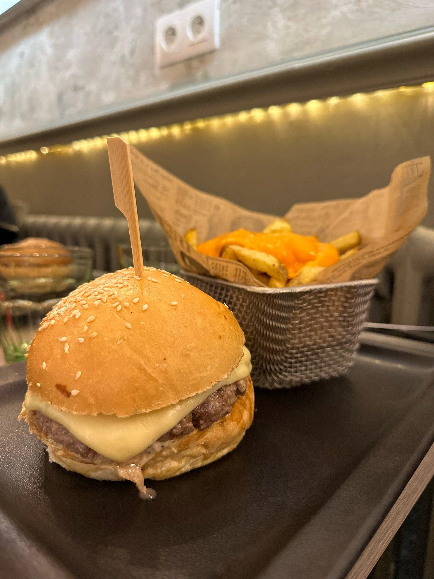 Le Butcher Madeleine - Nextdoor