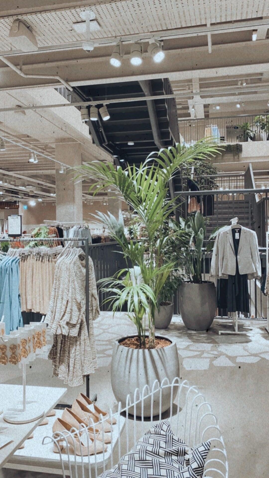 H&M - London, England - Nextdoor