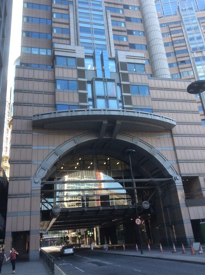 Alban Gate - London - Nextdoor