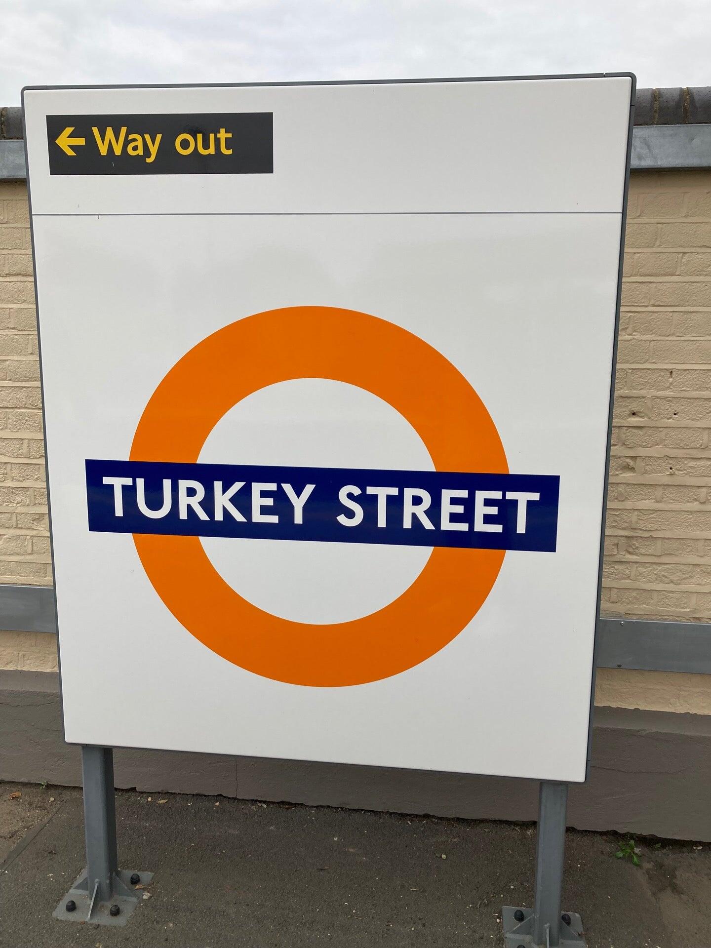 Turkey Street railway station - London - Nextdoor
