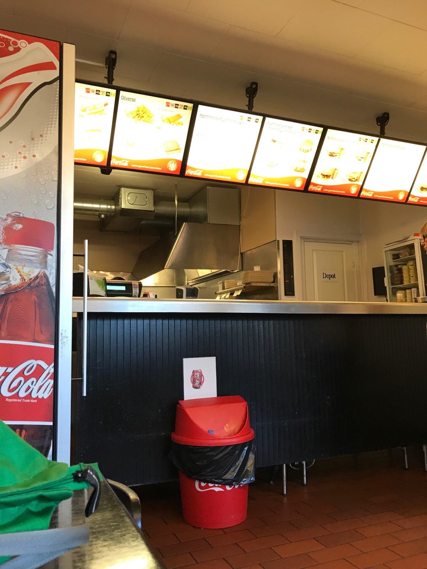 Rialto Grill - Nextdoor