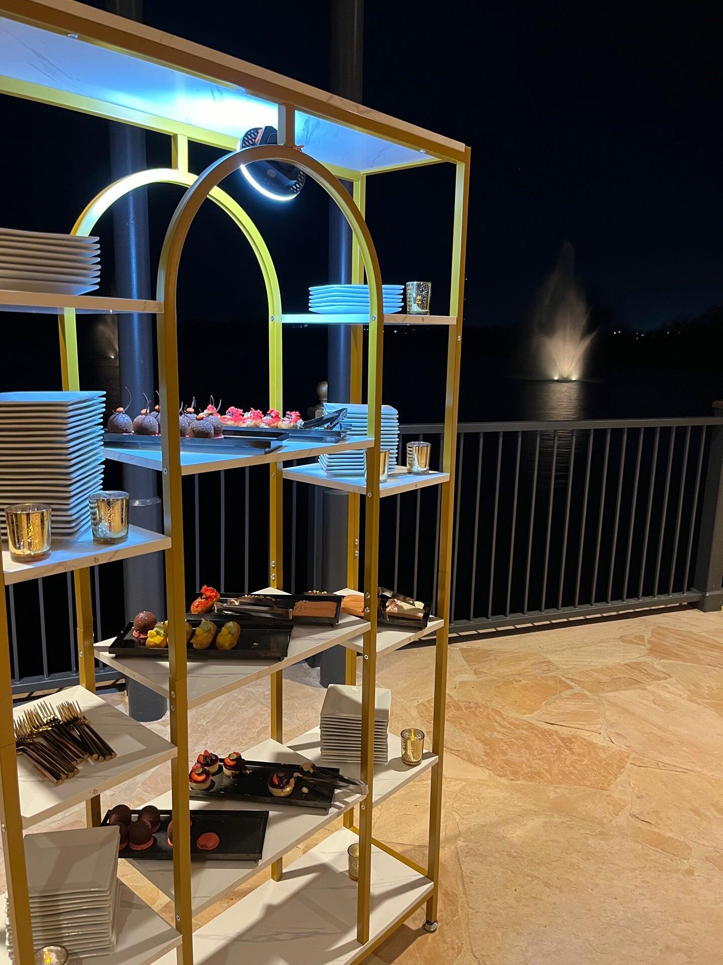 Red Berry Mansion On The Lake - San Antonio, TX - Nextdoor