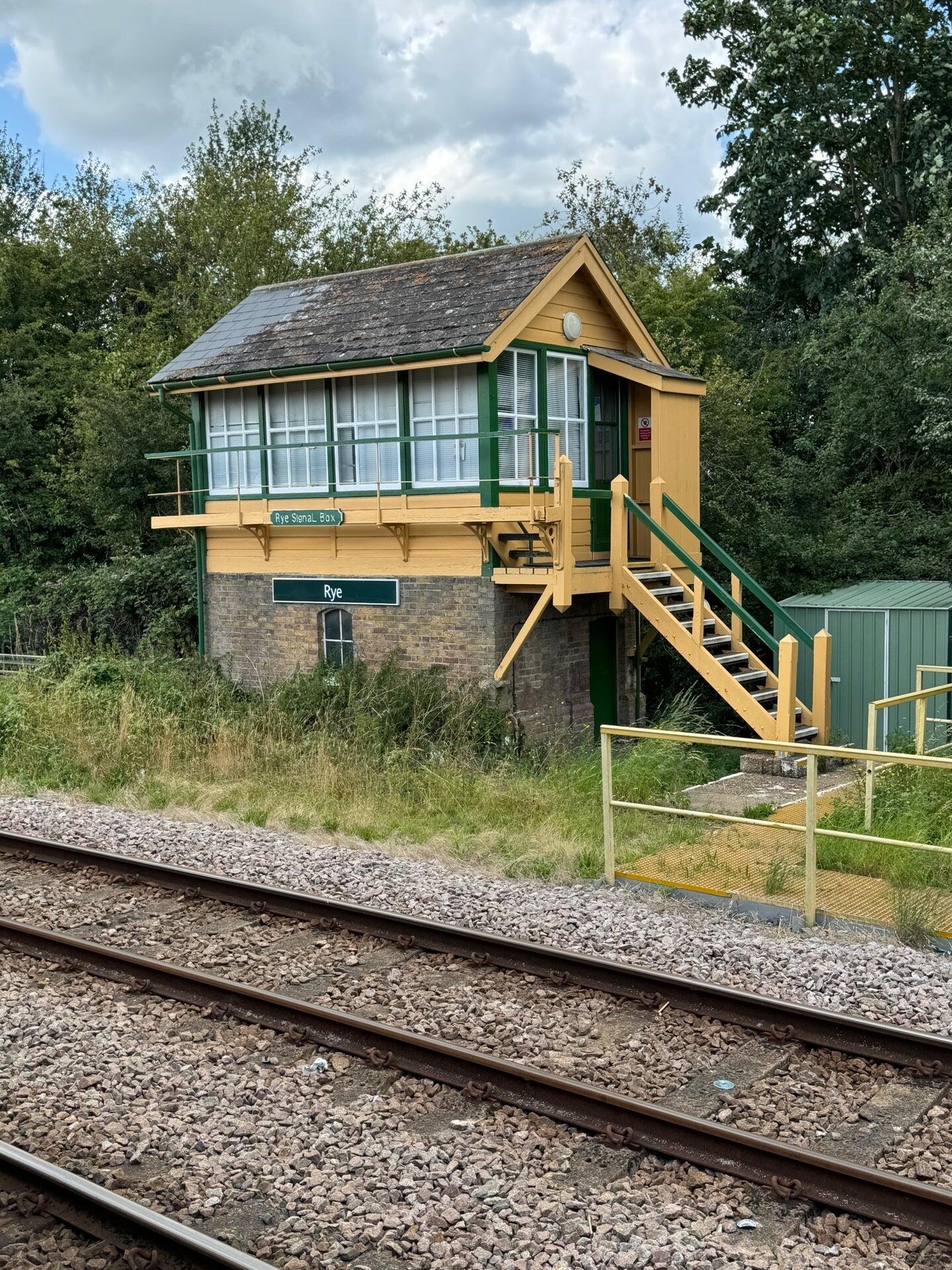 Rye Railway Station - Rye - Nextdoor