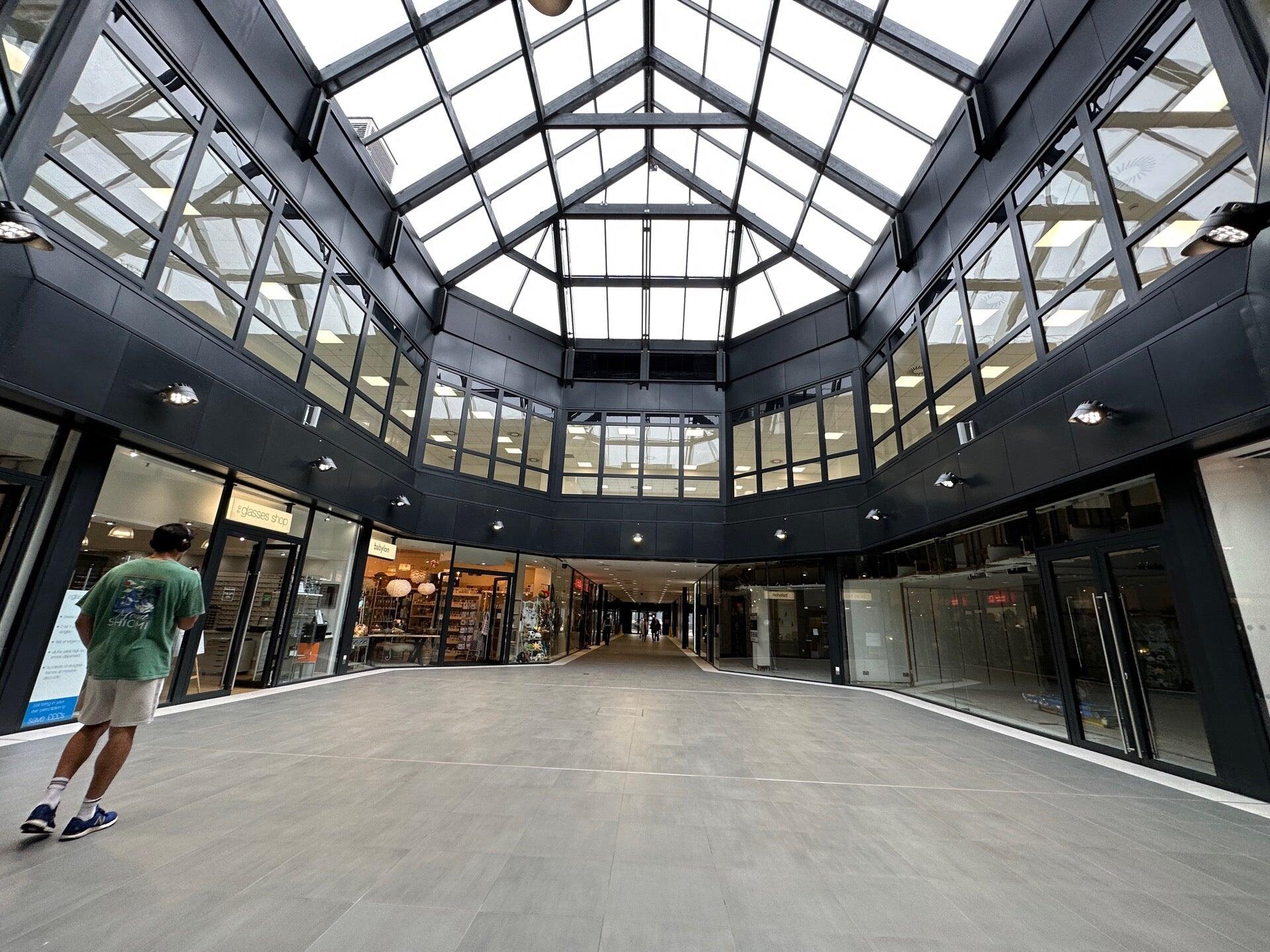 White Lion Walk - Guildford - Nextdoor
