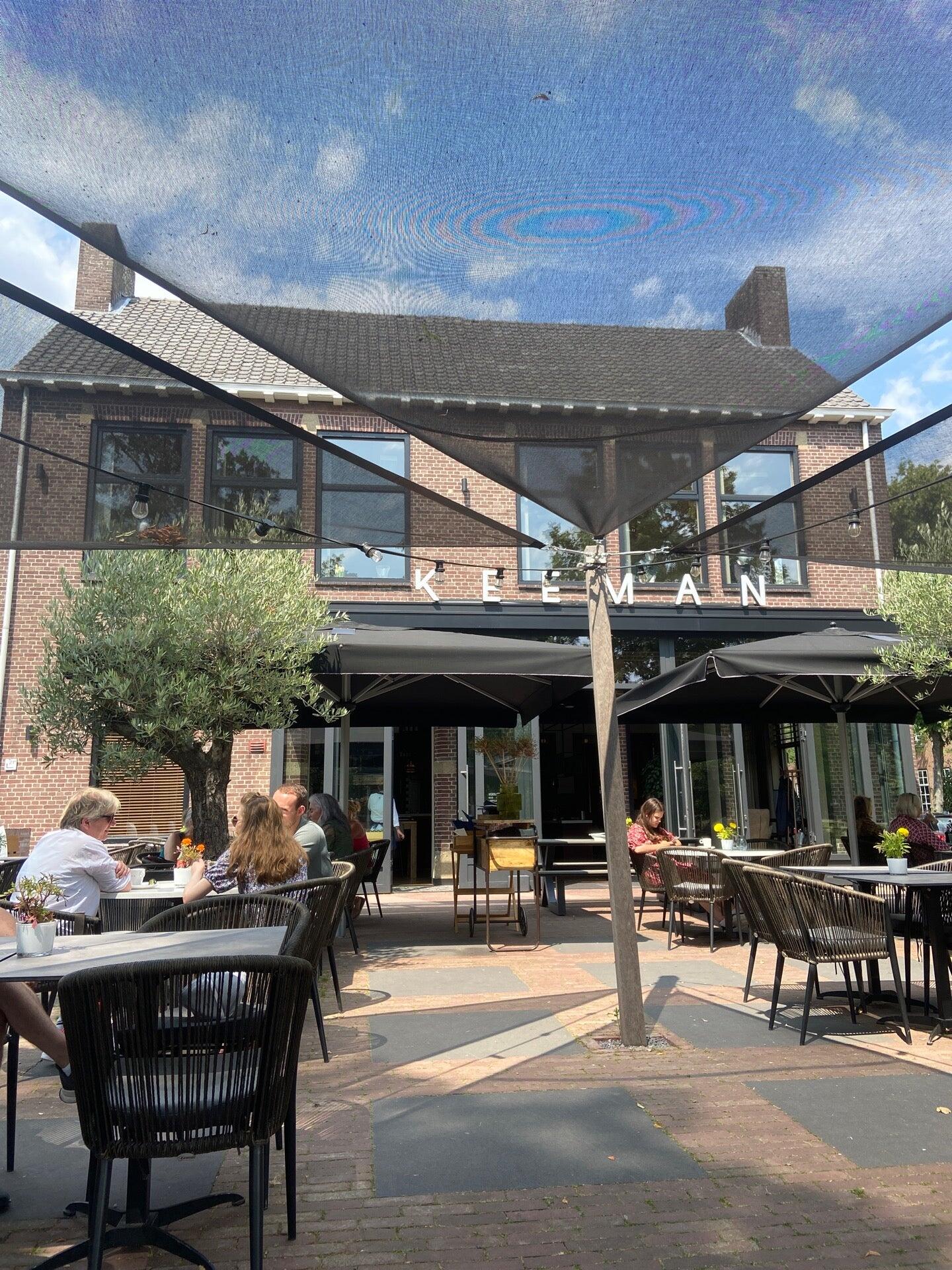 Meester Keeman - Nextdoor