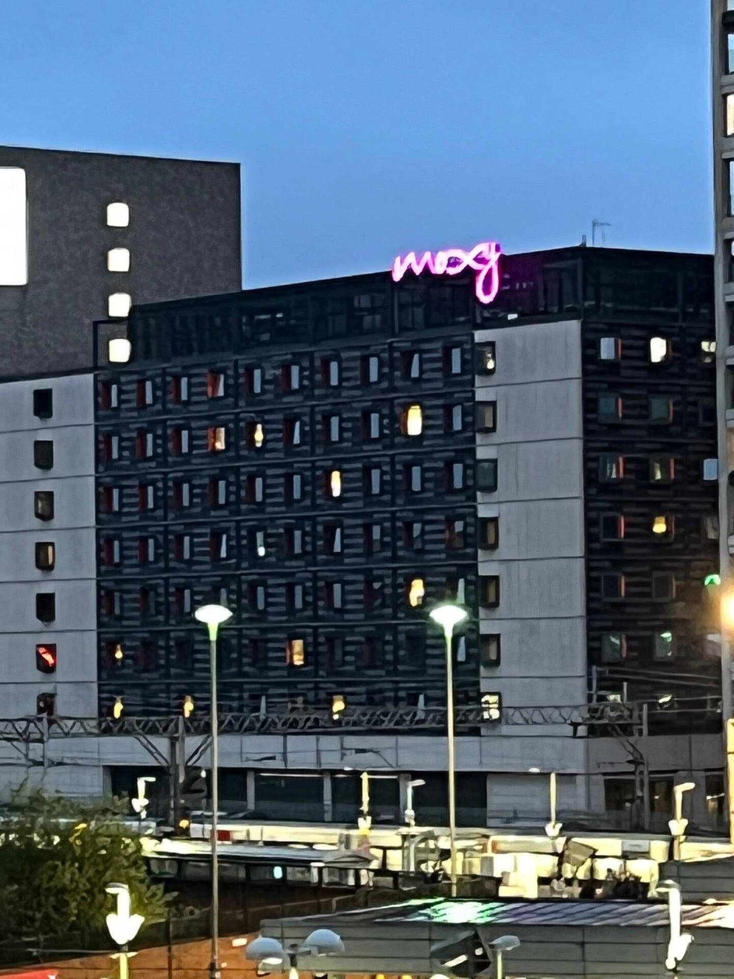 Moxy London Stratford - London - Nextdoor