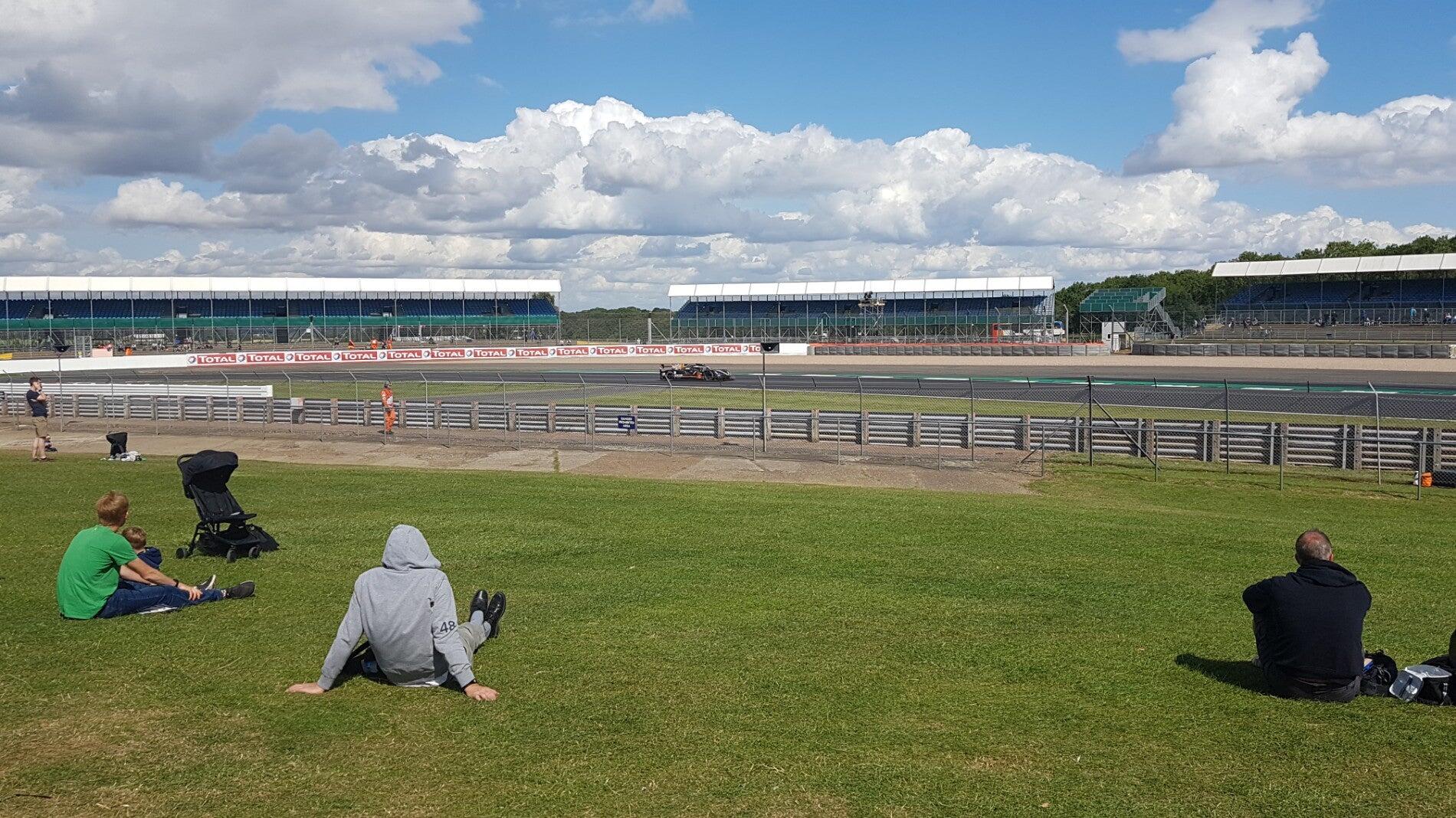 Copse Corner - Silverstone - Nextdoor