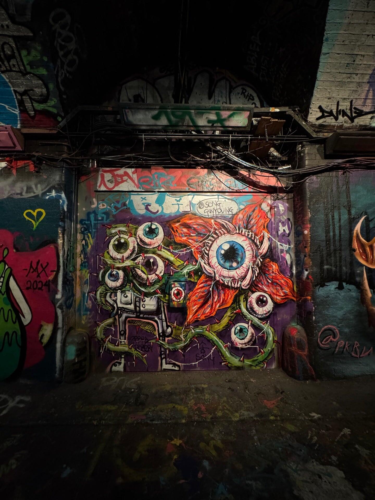 Leake Street Graffiti Tunnel - London - Nextdoor