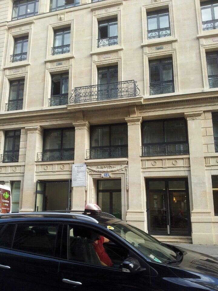 Clever Age - Nextdoor