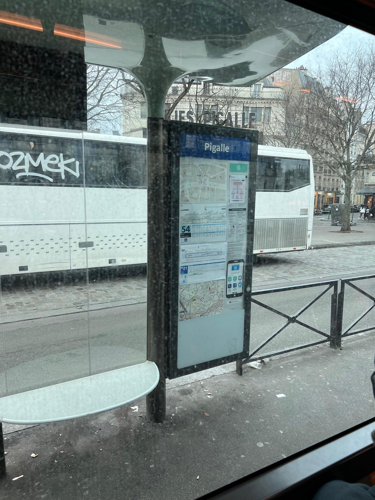 Arrêt Pigalle - Nextdoor