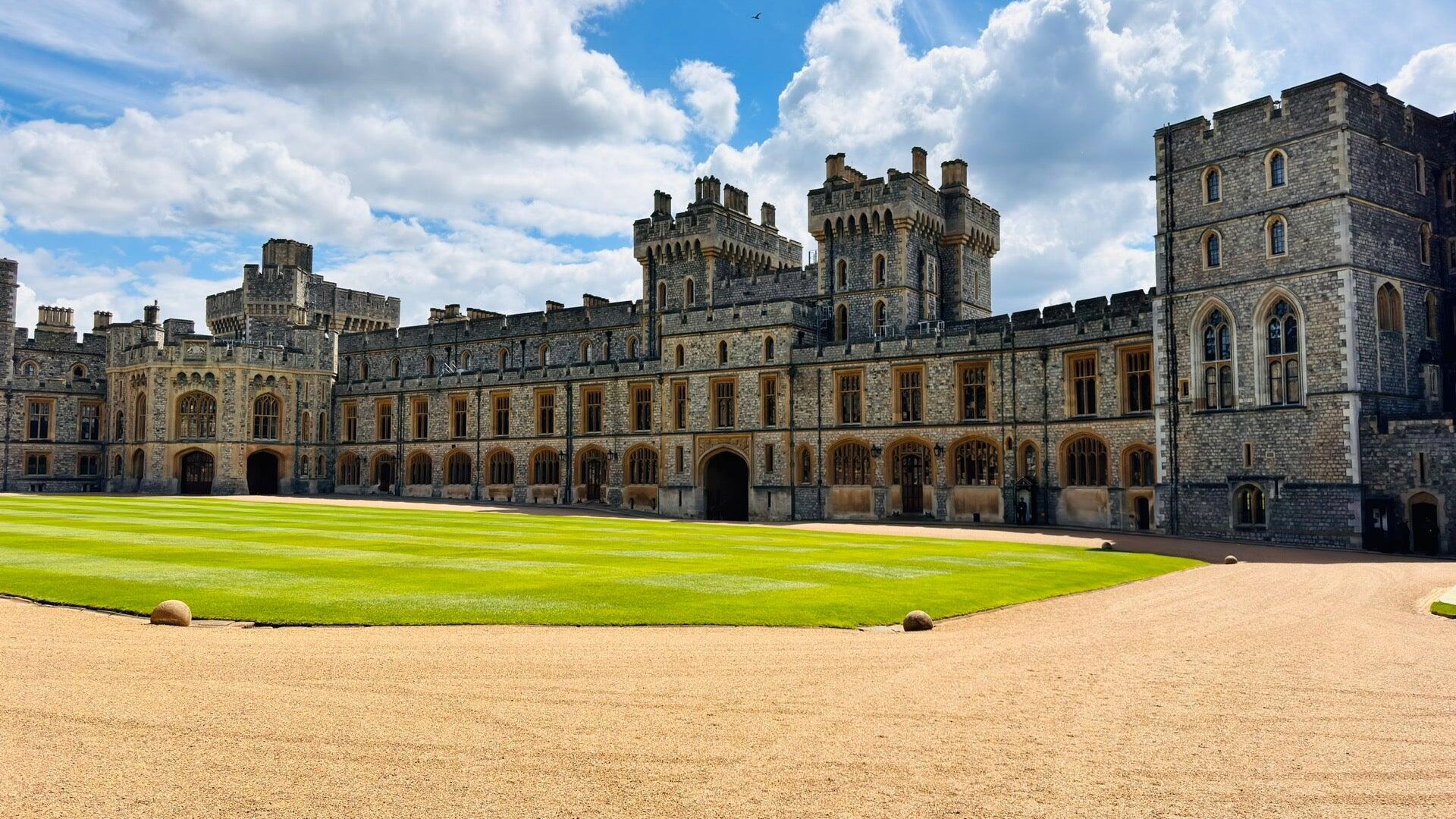 Windsor Castle Tourist Attraction - Windsor - Nextdoor