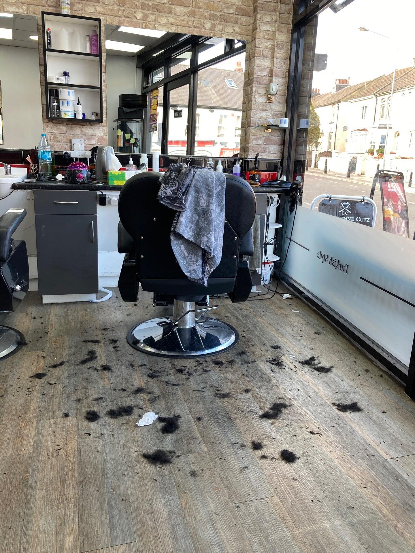 Kent Barber's Shop - Gillingham - Nextdoor