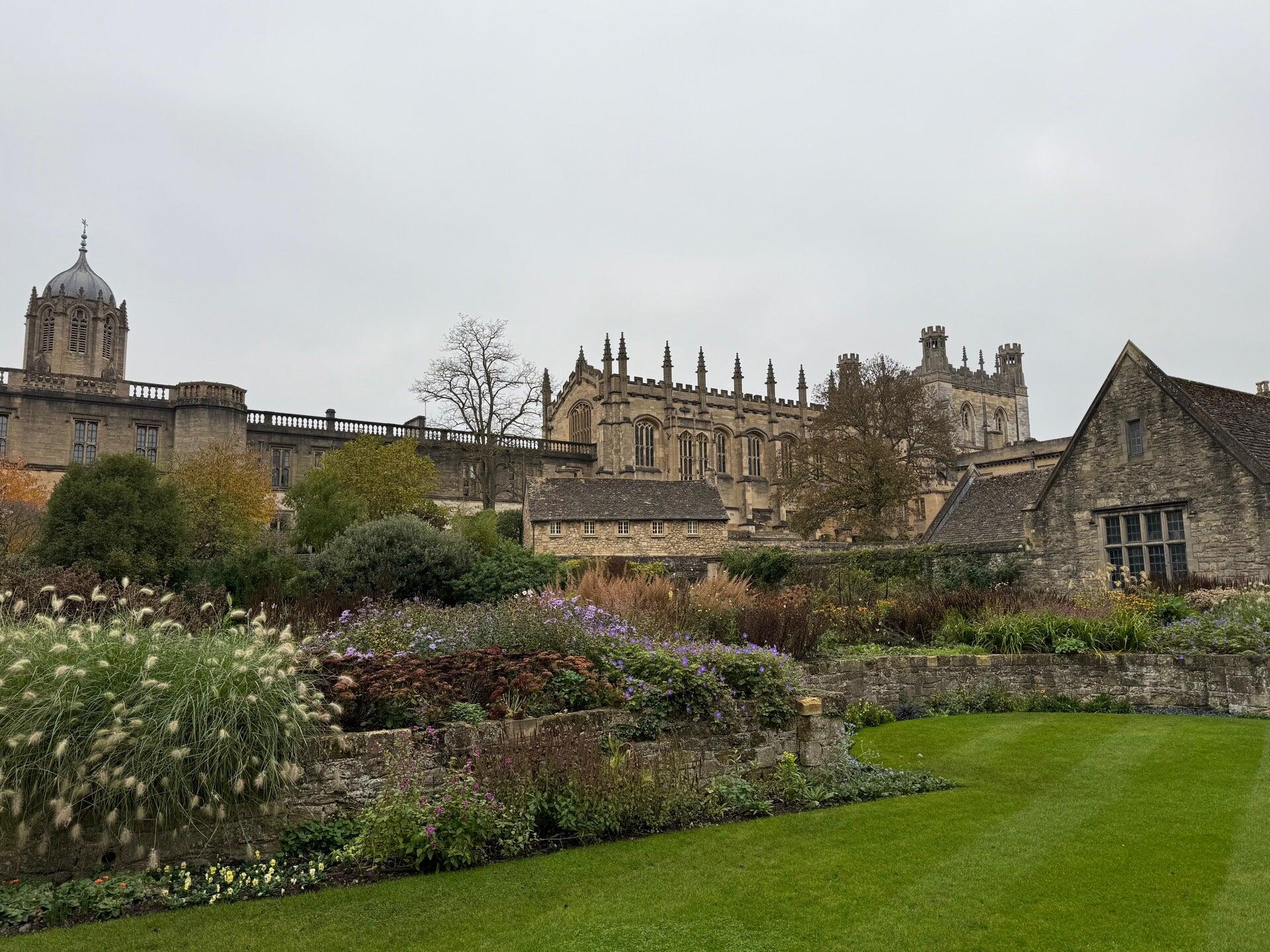 War Memorial Garden - Oxford - Nextdoor