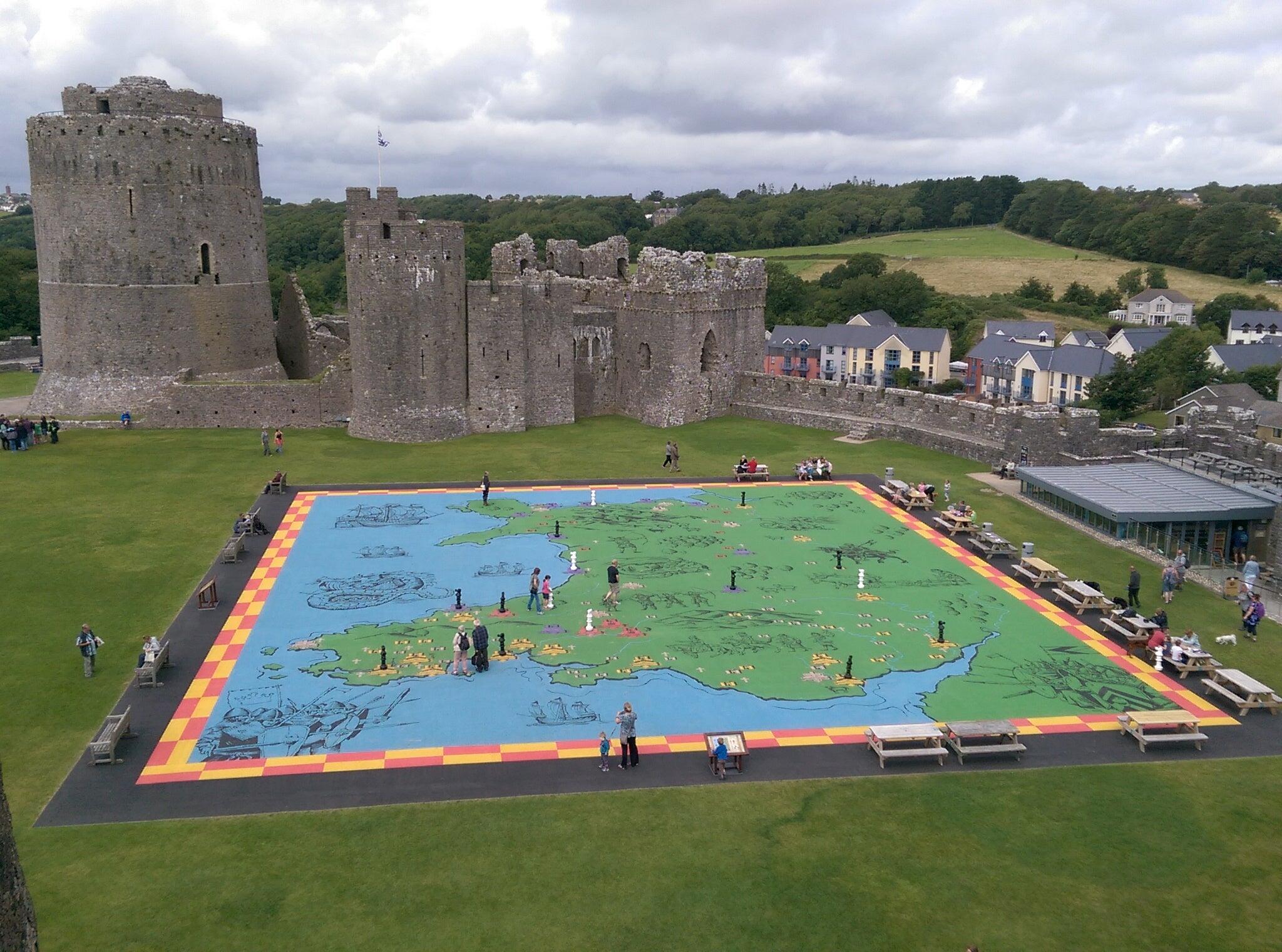Pembroke Castle - Pembroke - Nextdoor