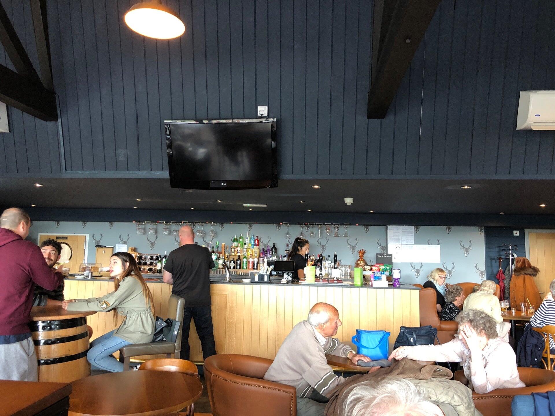 Orrest Head Bar - Windermere - Nextdoor