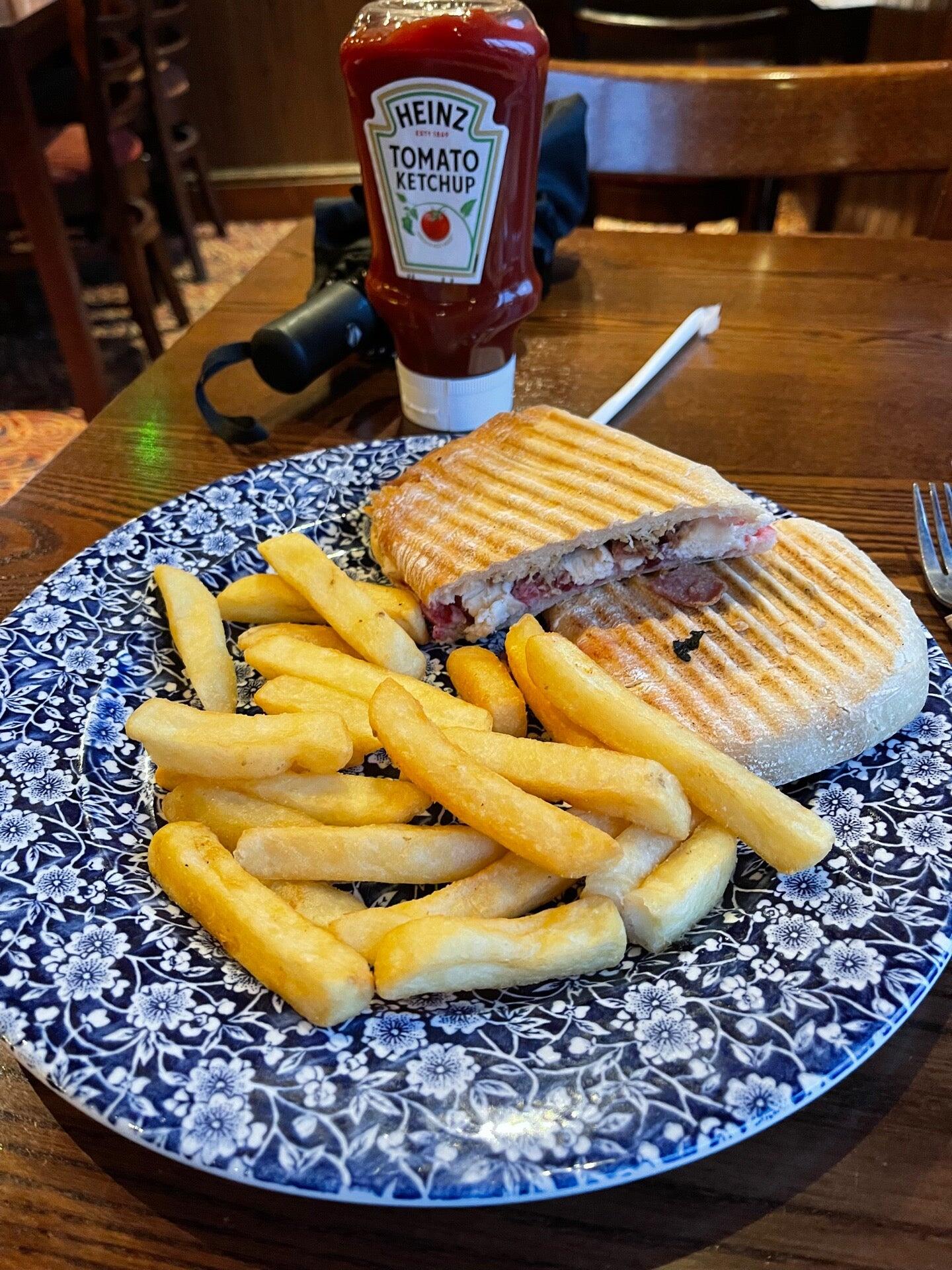 The Ferry Boat - Runcorn - Nextdoor