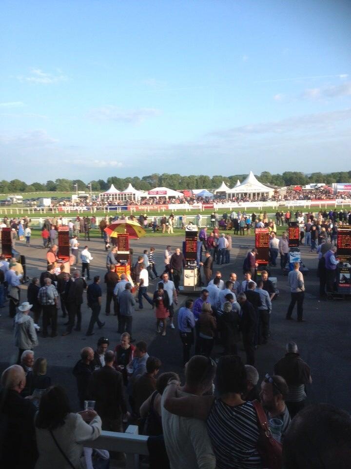 Leicester Racecourse - Oadby - Nextdoor