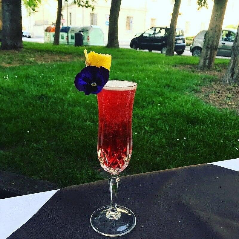 San Zen Cheride Bar - Nextdoor