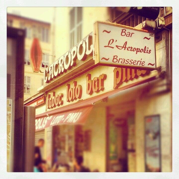 Presse de l'Acropolis - Nextdoor