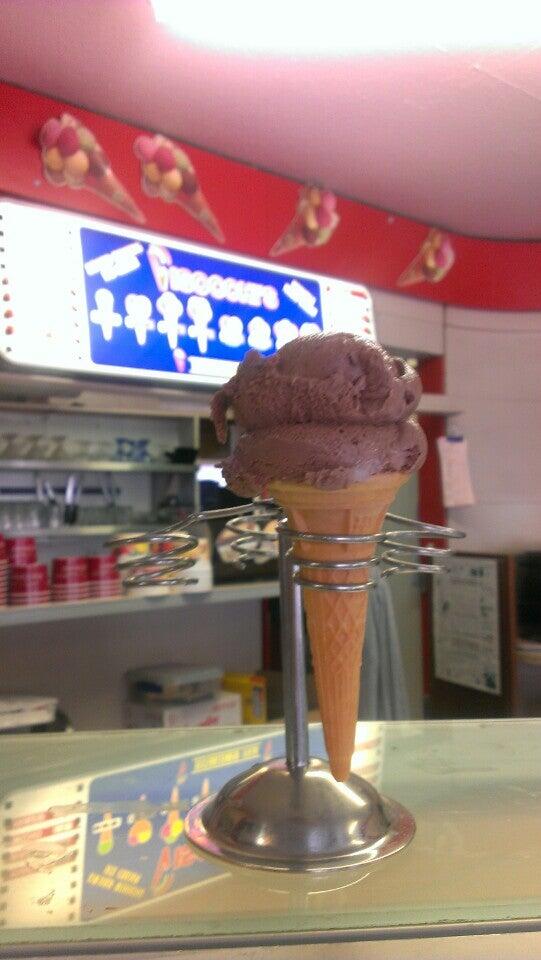 Visocchi's - Kirriemuir, Scotland - Nextdoor